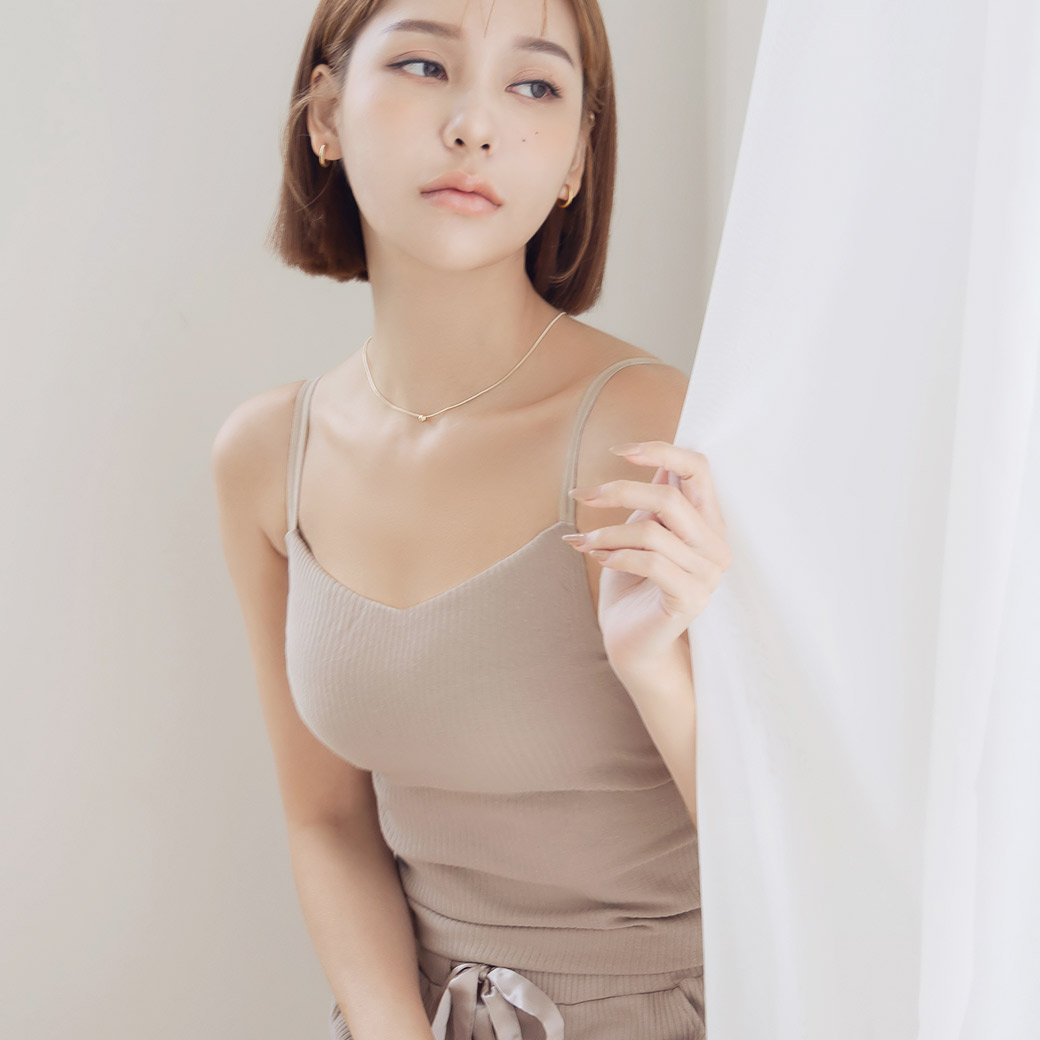 LOOKBOOK 2023 SPRING | 【公式】下着・ランジェリーの tu-hacci（ツーハッチ）通販サイト